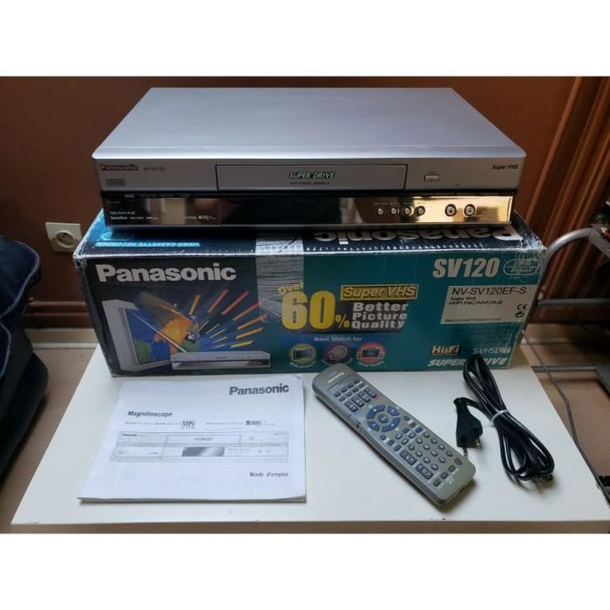 MAGNETOSCOPE PANASONIC NV-SV120 SUPER VHS S-VHS LECTEUR CASSETTE VIDEO ...
