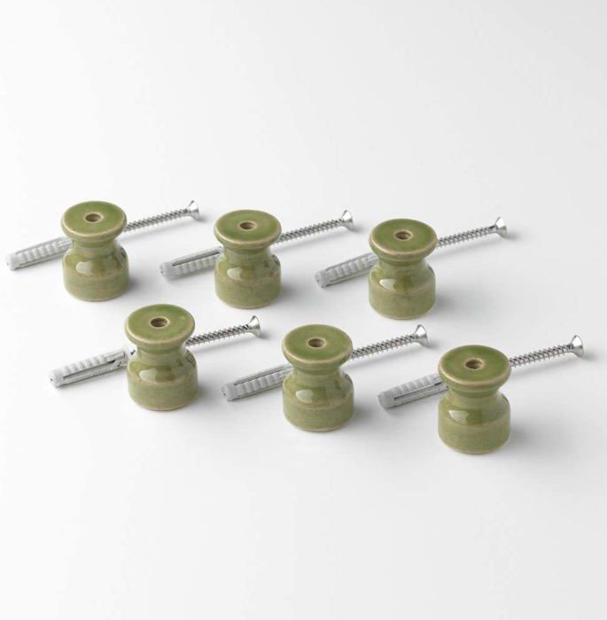 Moulure - goulotte - cache fil - plinthe - gaine range-fil - clips ...