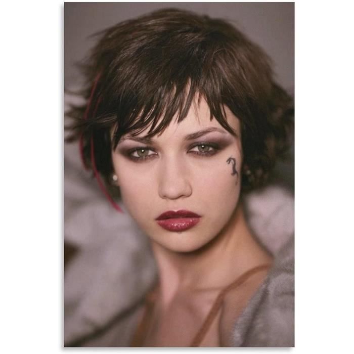 Olga Kurylenko Poster Photo Sexy 11 Art Mural Sur Toile Encadrée-Sans ...