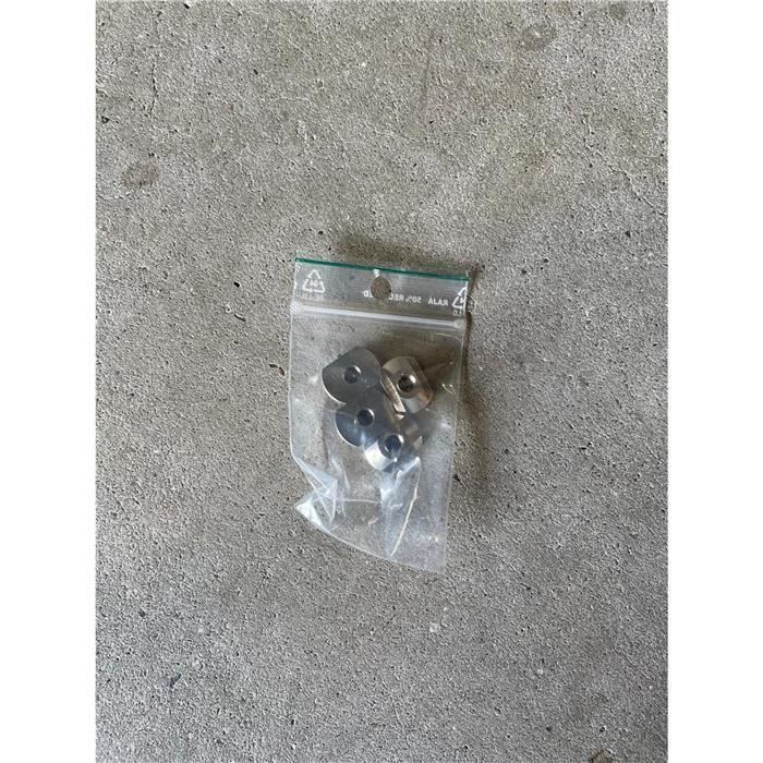 Visserie foil carrés + vis TAKUMA T Nuts x4 Blanc - Cdiscount Auto