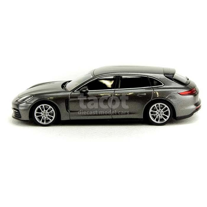 Voiture miniature de collection - Porsche Panamera Sport Turismo 4S ...
