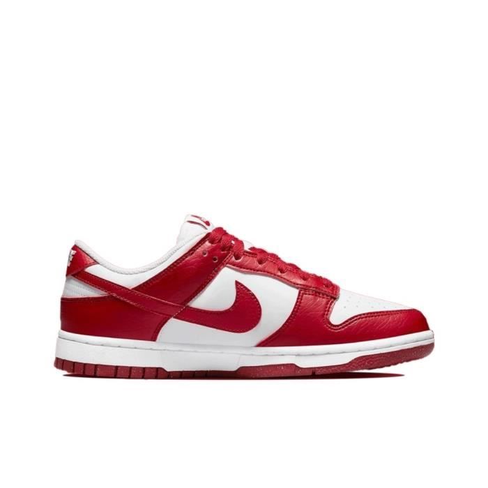 Basket Nike Dunk Low Next Nature University Rouge - Modèle Université ...