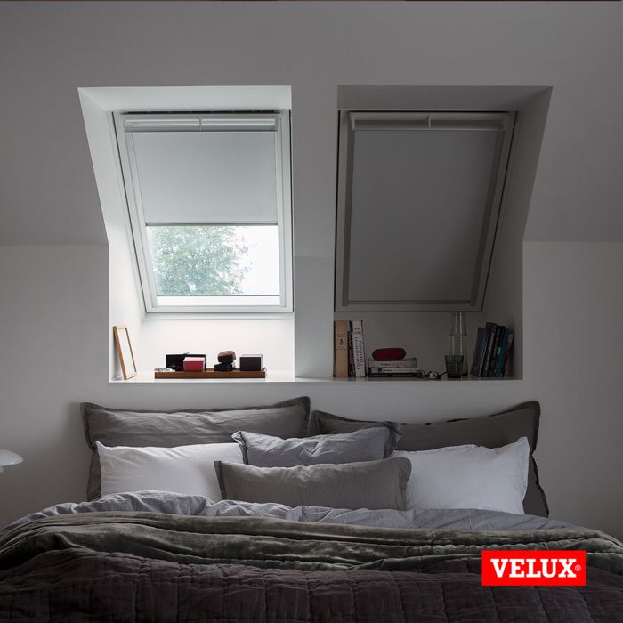 VELUX Store Original Occultant Noir, Cadre Argenté, DKL M04 - Cdiscount ...