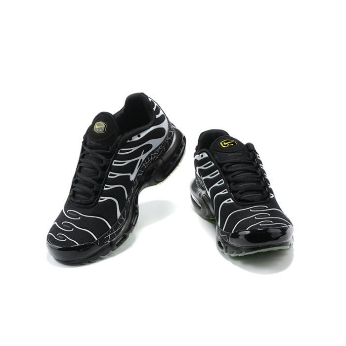 Baskets NIKKE TN Plus 3 Chaussures 38909-282 noir et blanc Hommes SZ-42 ...