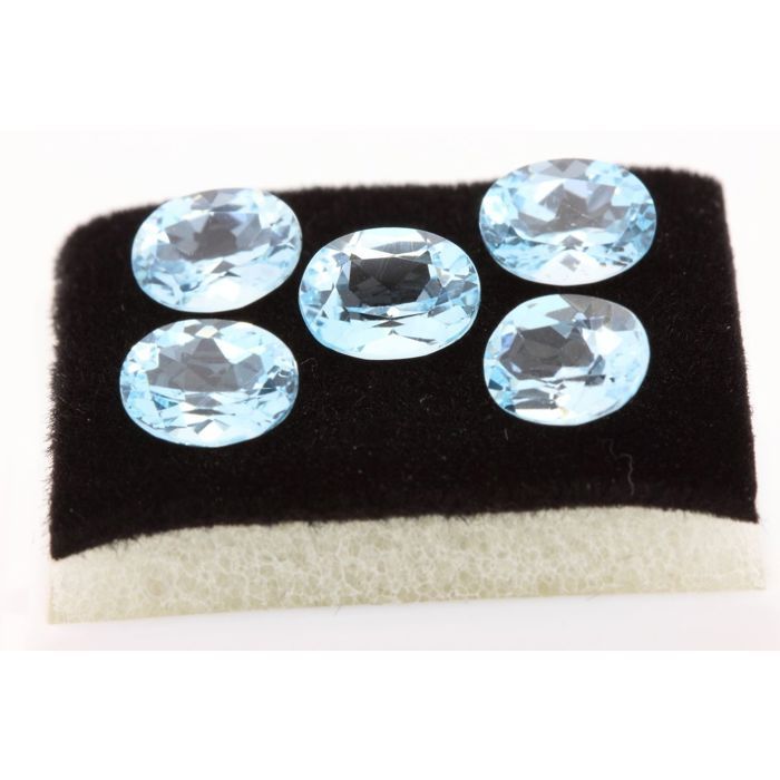 Pierres et Minéraux. Topaze bleu ( sky blue ) . IF - VVS1. Ovale ...