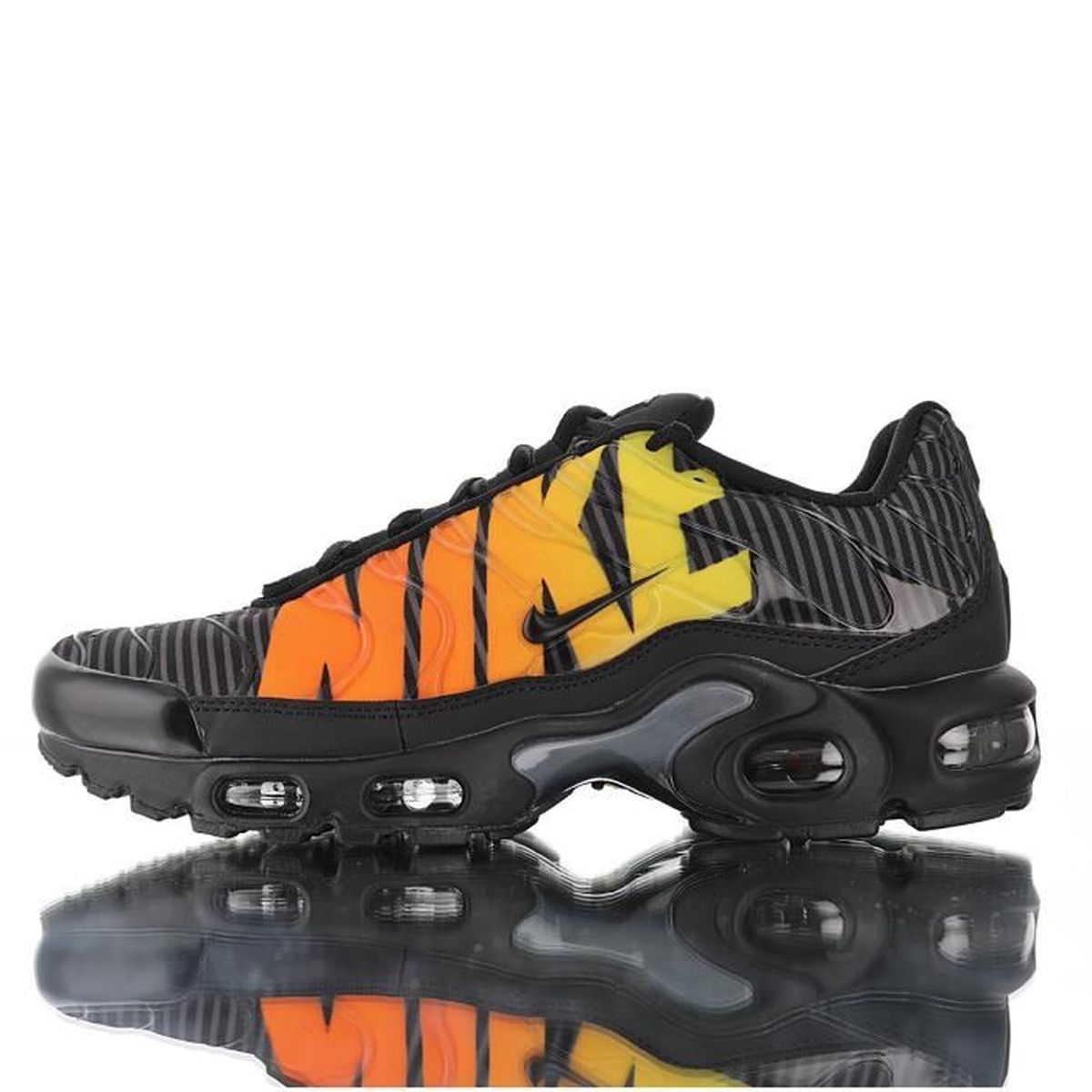Baskets Nike TN Air Max Plu Homme Noir Noir Noir - Cdiscount Chaussures
