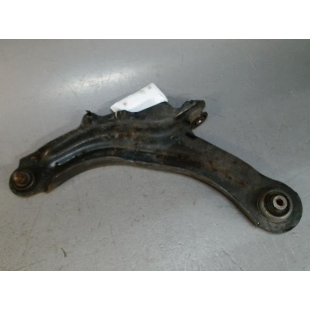 BRAS DE SUSPENSION - TRIANGLE INFERIEUR AVANT GAUCHE RENAULT MEGANE ...