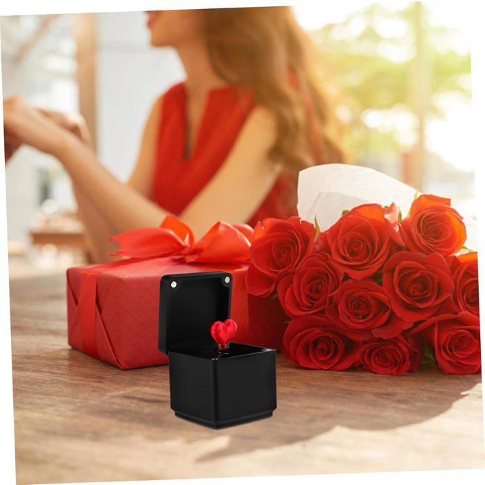 Coffret cadeau surprise rose pour la Saint-Valentin : une idée ...