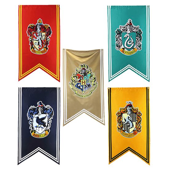 Affiche Harry Potter Poudlard Gryffondor Serpentard Serdaigle ...