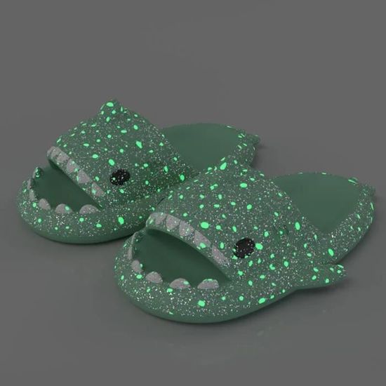 Chausson-pantoufle - Matcha Green - Requin Luminescent - Mixte ...