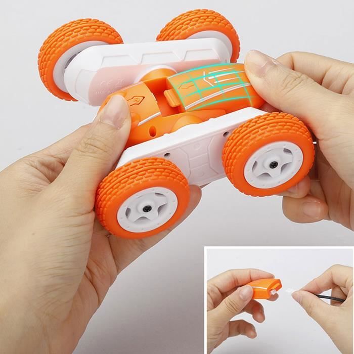 Voiture de cascade RC RC Stunt Car Double Face Rotation à 360 degrés 2,4 GHz Voiture ...