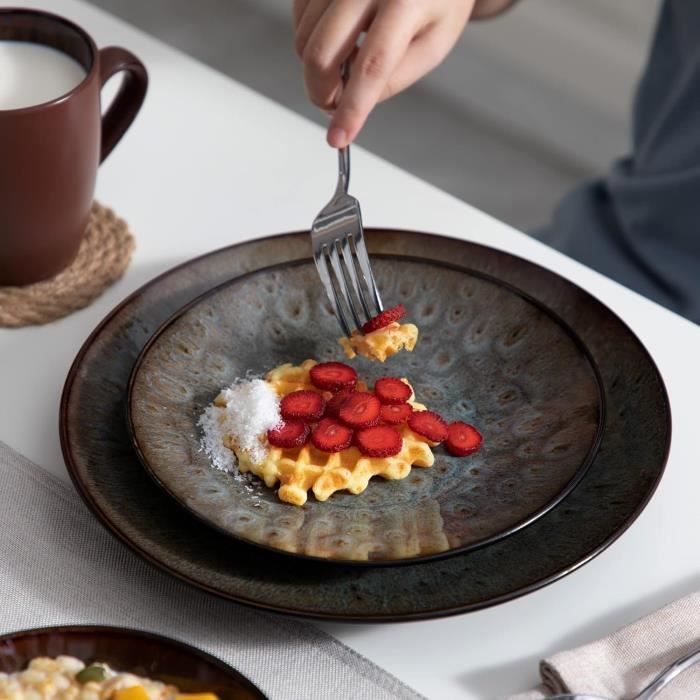 , Série Bubble. Service De Table Complet Moderne Pour 8 Personnes ...