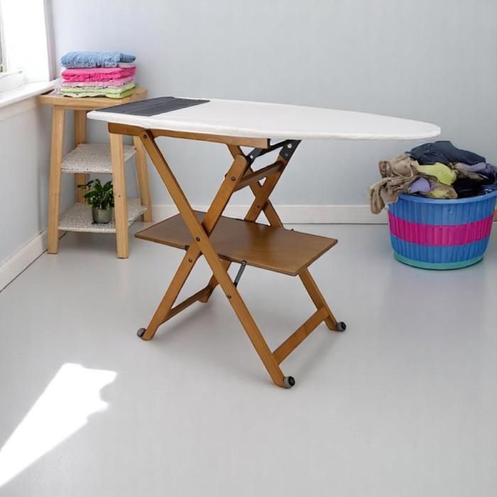 Table à repasser pliable en bois de hêtre avec roulettes - REVI Tabac ...
