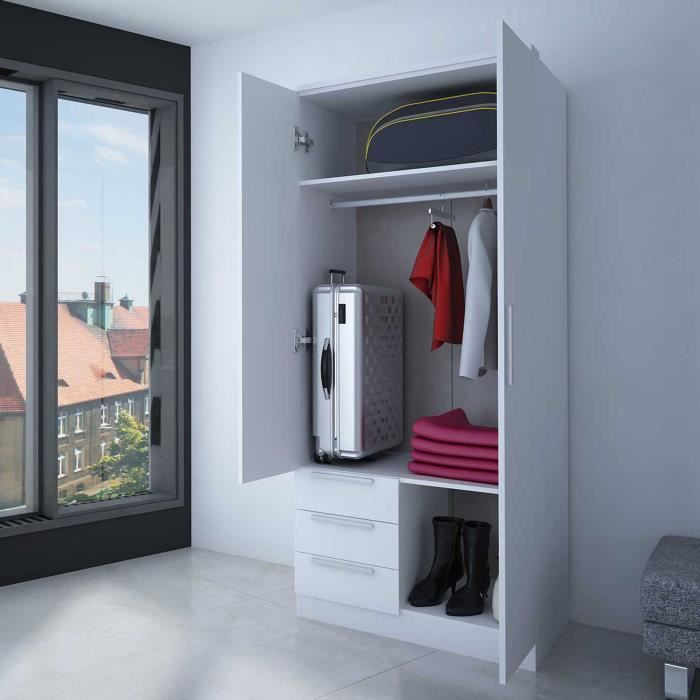 Dotées d’un design neutre, les garde-robes de la collection Ramos s ...