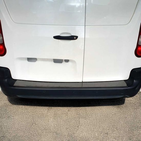 Protection Seuil de Pare-chocs Arriére Pour Citro Berlingo 2019-2024 Inox - Cdiscount Auto